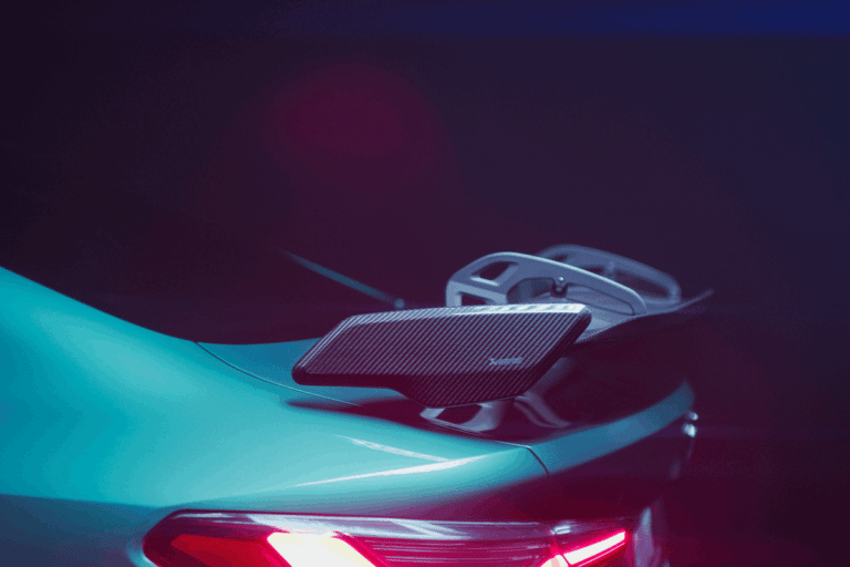 Aileron carbone - AKRAPOVIC - BMW M3 G80 - Auto Racing